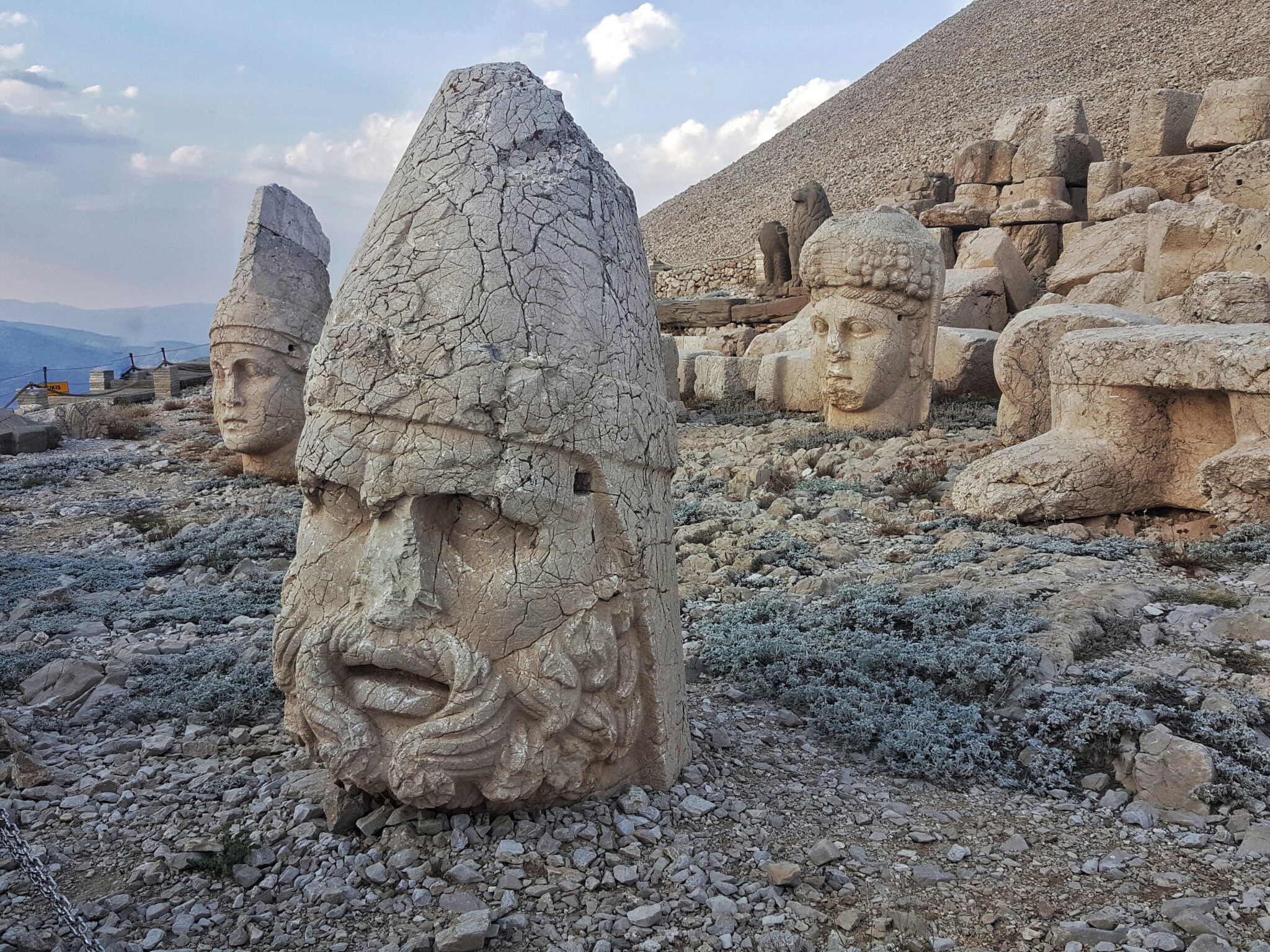 Aramu Muru: Peru’s Enigmatic Stone Portal - History's Mysteries 3.14